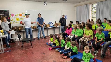 Escola Severino Frainer mobiliza comunidade para proteção das abelhas