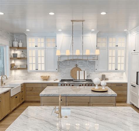 Kitchen Color Ideas With Sawn Oak Cabinets