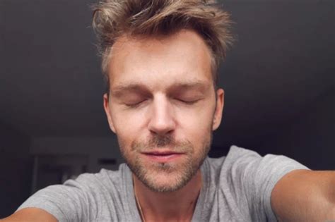 AI Eye Fixer Perfect Your Photos With Stunning Method EraseID