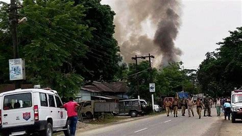 Review No Way In By Udayan Mukherjee Hindustan Times