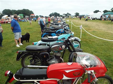 Photos From 2017 Historic Vehicle Gathering
