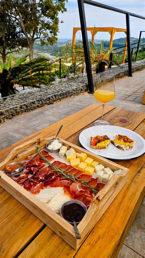 Vin Cola Merum Wine Locals