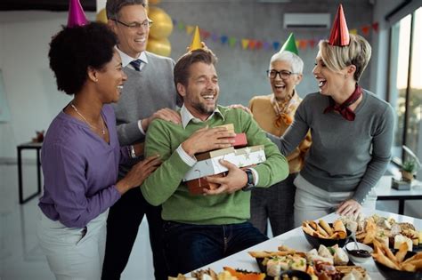 Eu Não Posso Acreditar Quantos Presentes De Aniversário Eu Ganhei