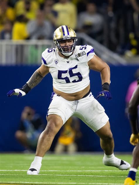 Steelers Expected To Start Troy Fautanu At Right Tackle