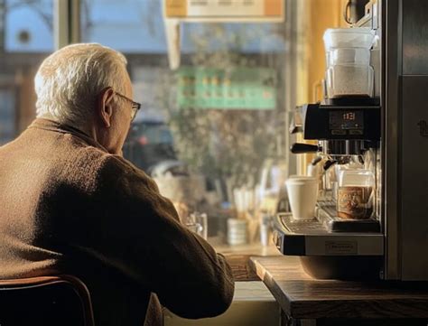 Mon Beau Père A Emménagé Dans Notre Maison Après Que Ma Belle Mère Se