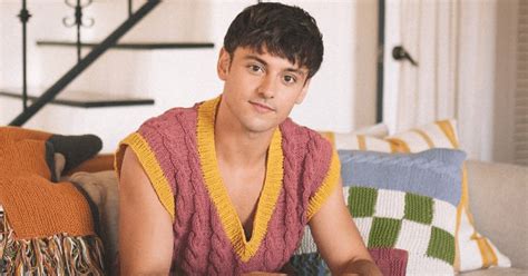 Tom Daley Makes A Sex Education Inspired T For Gillian Anderson