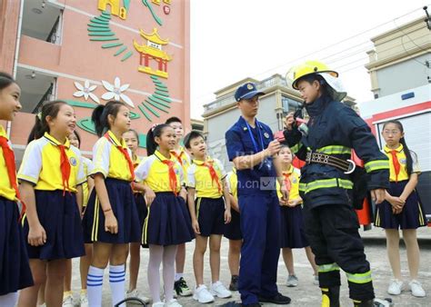 江西大余：消防安全进校园 人民图片网
