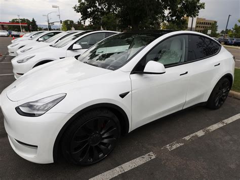 Tesla Wins Civil Case Over Crash Death Blamed On Autopilot