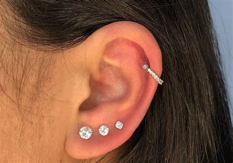 20 Coolest Girl Ear Piercing You Would Like Emerald Sparkles