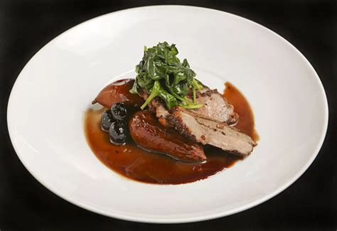 Closer Look Sardelli Italian Steakhouse In Hollywood South Florida