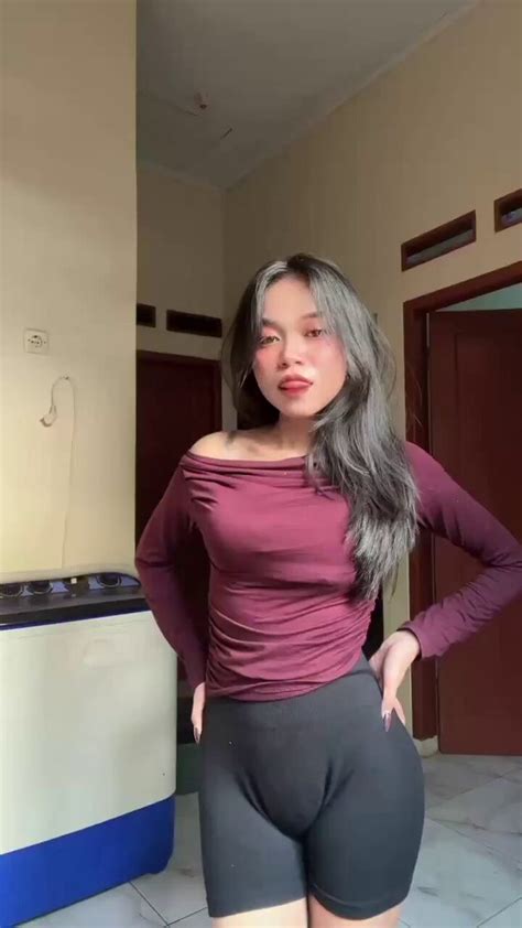 Btr Indah Live Omek🤤 Spin Pelan Auto Jadi Sultan Join Telegram 24vids