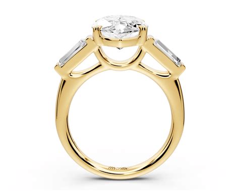 Naomi 4ct 18k Yellow Gold Marquise Diamond With Tapered Baguettes Si