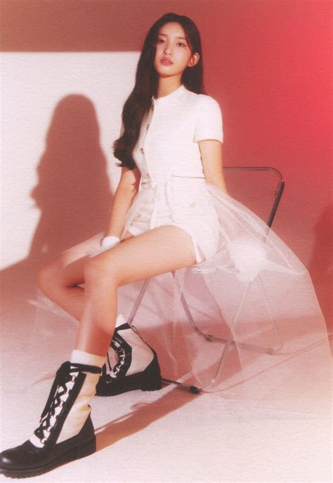 Scans Ive First Single Album Eleven All Versions Kpopping