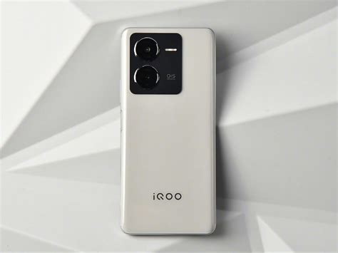 Представлены среднебюджетные смартфоны iQOO Z8 и iQOO Z8x