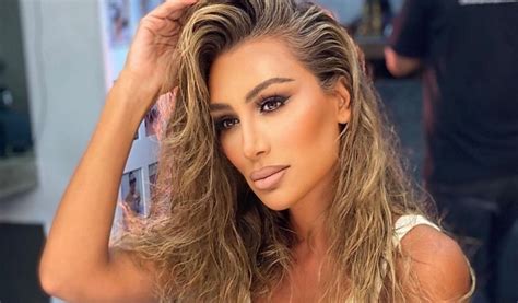 هنا لبنان سقطت على الأرض مايا دياب تتعرّض لموقف محرج خلال التصوير