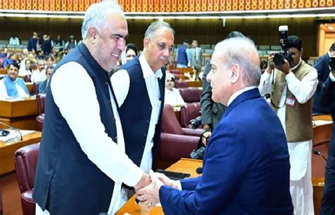 Pm Shehbaz Once Again Invites Opposition To Sit With Govt To Sort Out