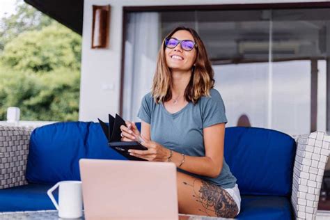7 Easy Amazon Side Hustles You Can Start from Home Today