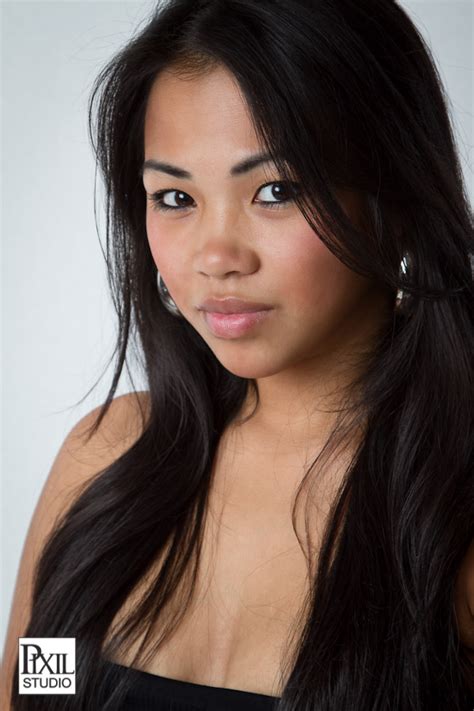 Vanessa Model Photos