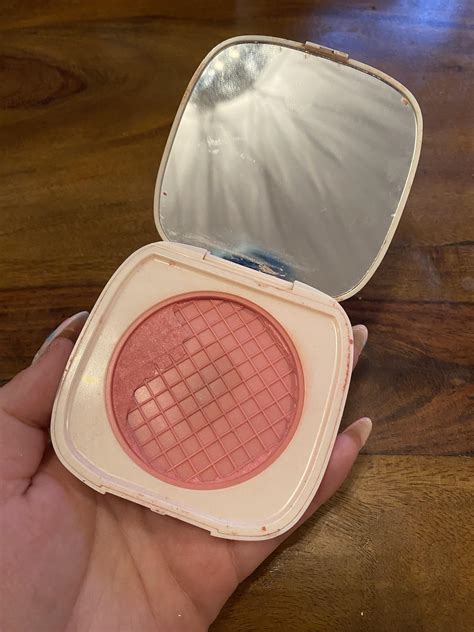 Favourite Blush Pan R Panporn