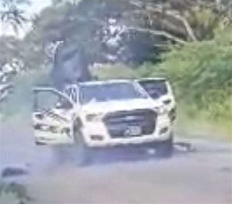 မြင်းခြံ နွားထိုးကြီးလမ်းမပေါ်တွင် စစ်သား၊ ရဲ၊ ပျူစောထီးများ လိုက်ပ