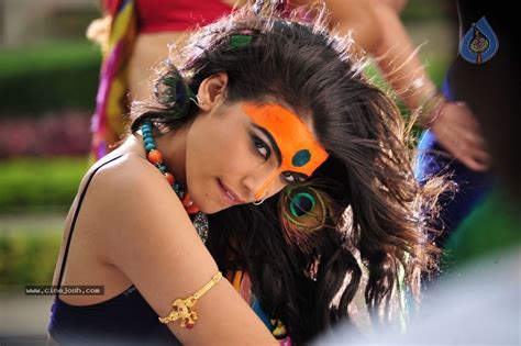 Gabriela Bertante Item Song Stills In DCM Photo 23 Of 41