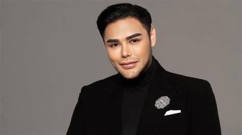 Video Ivan Gunawan Jadi Waria Yang Bertaubat Bikin Geger Padahal Dulu