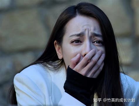 细看公诉第一集才懂老A就在陈婉茹的谋杀现场原来是熟人 知乎