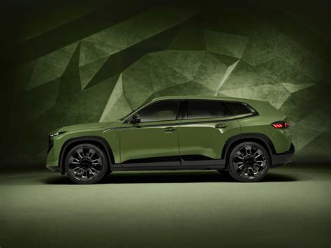 Sonderlackierung für den BMW XM - BMW Individual Urban Green