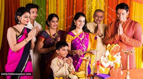 Diwali 2020 Laxmi Puja Vidhi Shubh Muhurat Puja Timings Samagri