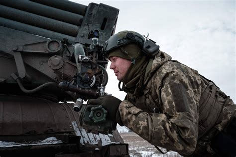 Moscow Intensifies Winter Assault As Kyiv Expects New Offensive The
