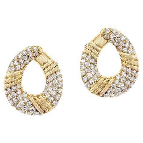 Van Cleef And Arpels Gold And Diamond Earrings 18k For Sale At 1stdibs
