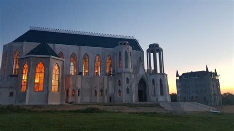 La Iglesia Madre Del Buen Consejo