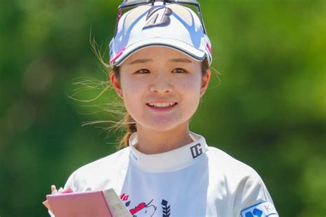【女子ゴルフ】川崎春花が9バーディー、ノーボギーの完璧なゴルフで単独首位も「スコアは考えてないです。目の前に集中したい」 2 ゴルフの