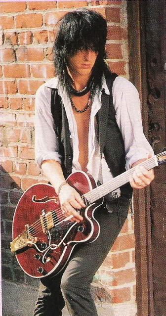 Izzy Stradlin 2022