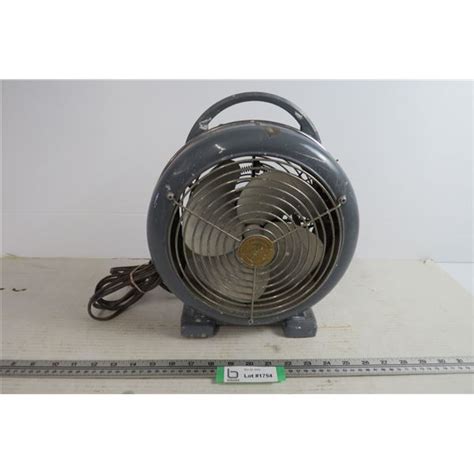 Kenmore Fan Comes On Button Broken Bodnarus Auctioneering