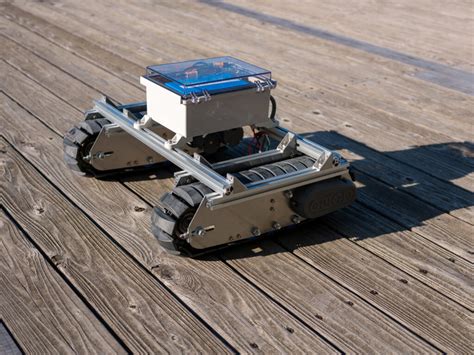 自動配送ロボットの開発1 合同会社ヴォール