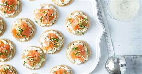 Recette Blinis Au Saumon Fumé Saveurs Magazine