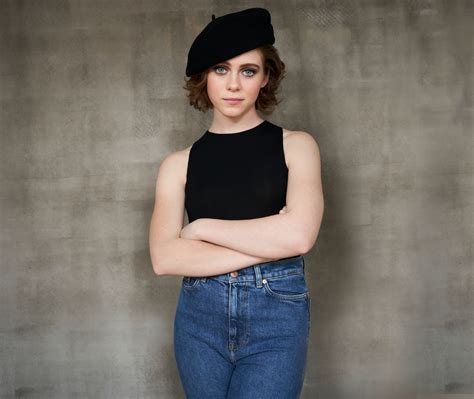 1280x1080 Resolution Sophia Lillis Black Dress 1280x1080 Resolution