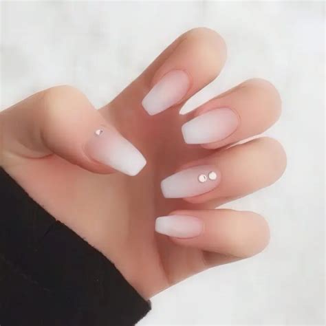 17 Chic Ombre Nails Ideas That Stand Out Styleoholic