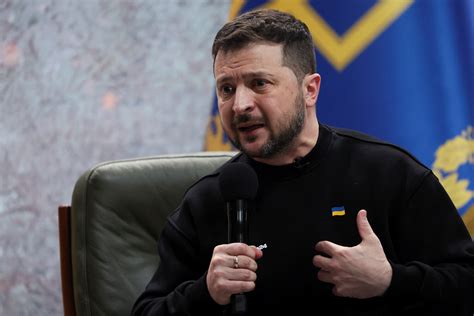Песков сообщил что Путин и Си Цзиньпин не обсуждали мирный план