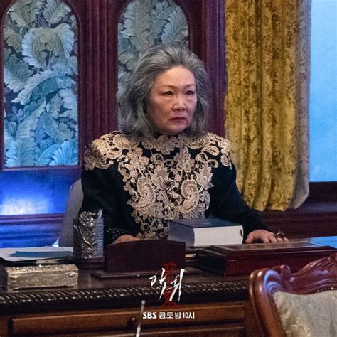 8 Alasan Ending Drakor Revenant Memuaskan