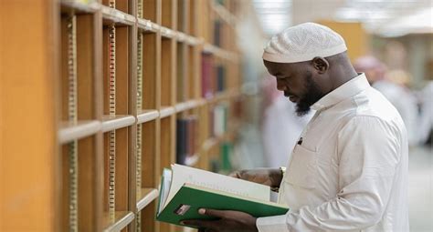 أكثر من 24 ألف زائر يقصدون مكتبة المسجد النبوي الديرة نيوز