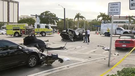 Brut Lna Nehoda Na Americkej Floride Tesla Model X Skon Ila Roztrhan