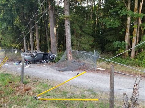 1 Dead 2 Injured In Rollover Crash In Renton Kiro 7 News Seattle
