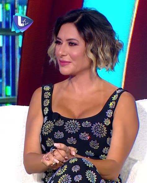 صبحي توفيق أعدت صياغة القدود الحلبية بقالب لبناني بشهادة صباح فخري Youtube