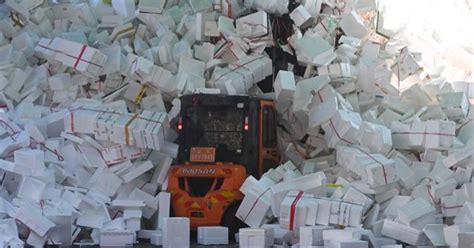 플라스틱 포장재 폐기물 해결에 나선 Eu 우리나라는 산 넘어 산