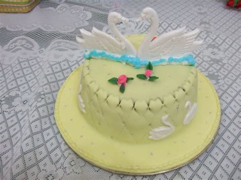 Homemade Fondant Cakes 3 Tiers Swan Christenng Wedding Anniversary Cakes