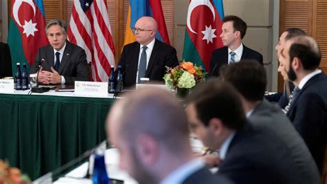 Armenia Azerbaijan Hold Us Sponsored Talks Hours After New Border Shootout