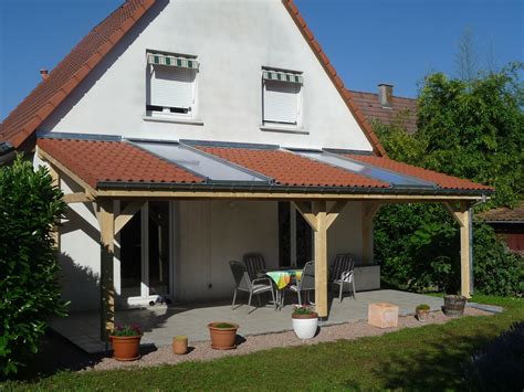 Auvent Terrasse Bois Et Tuiles Idees Conception Jardin Idees