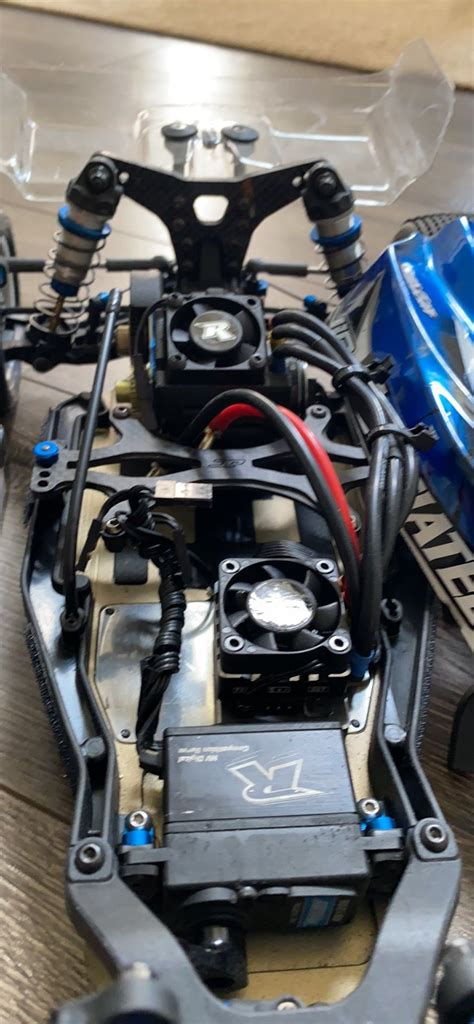 Two Team Associated RC B Mod And Stock ARTR Reedy Servo R ESC R C Tech